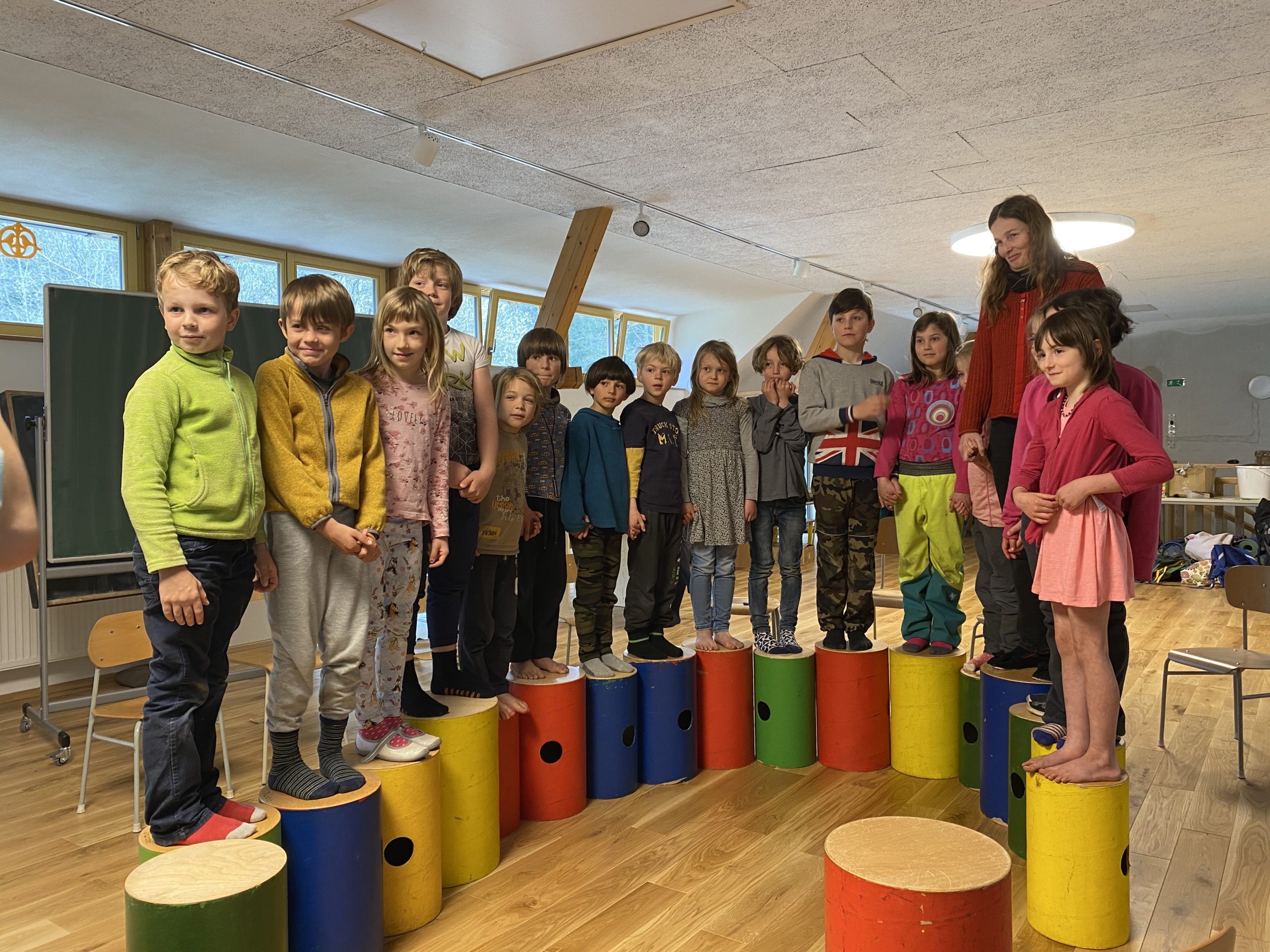 Drumben jako multifunkční didaktická pomůcka II - rytmické a pohybové ...